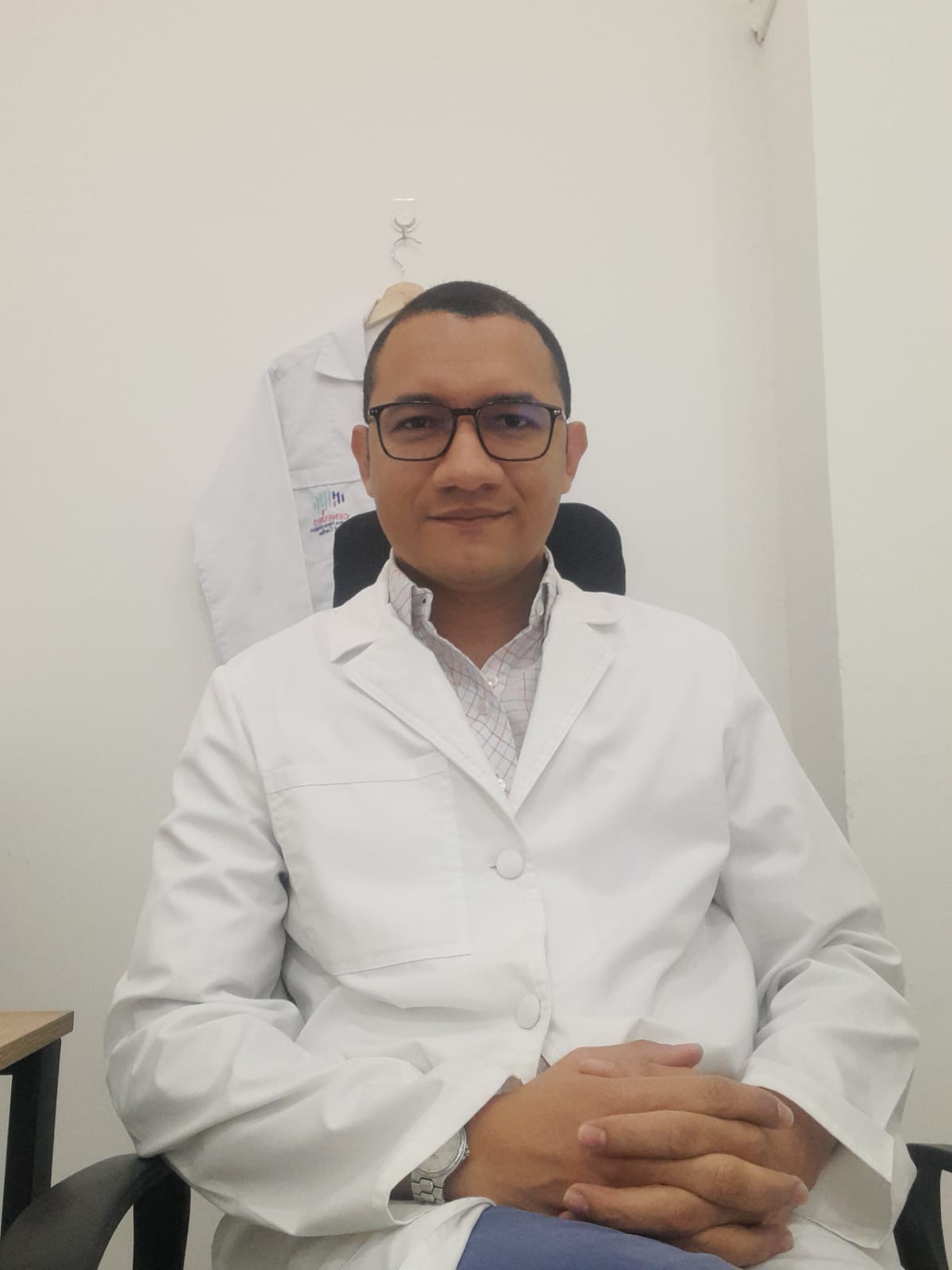 Dr. Luis Pacheco Neurólogo en Santa Marta | Saludamos